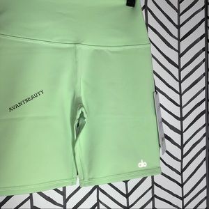 ALO Yoga | Shorts | Alo Yoga Neon Lime Biker Shorts Green Small Nwt ...